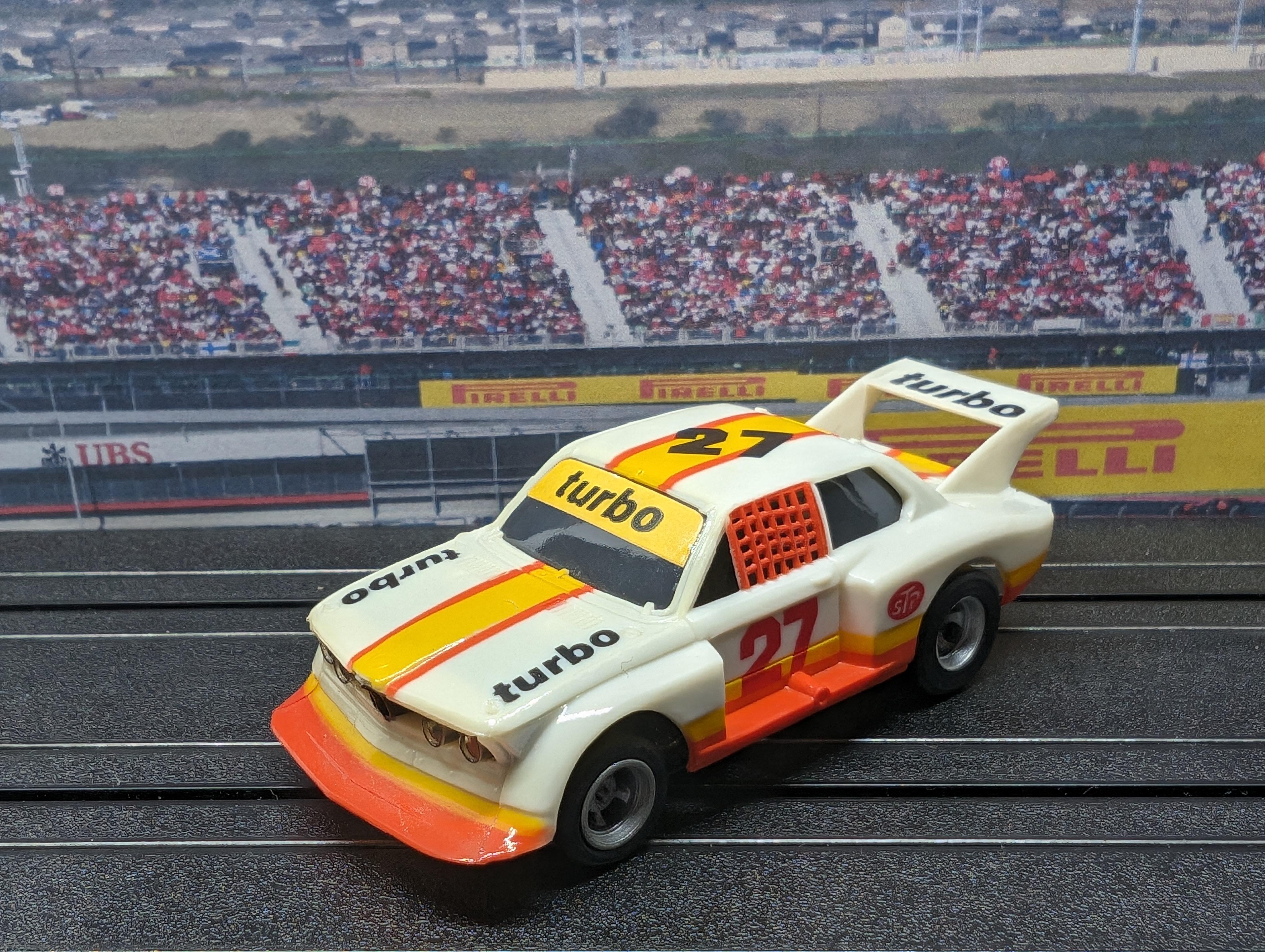 AFX #27 Turbo BMW 320i Lighted Magnatraction HO Slot Car - CTW Auctions ...